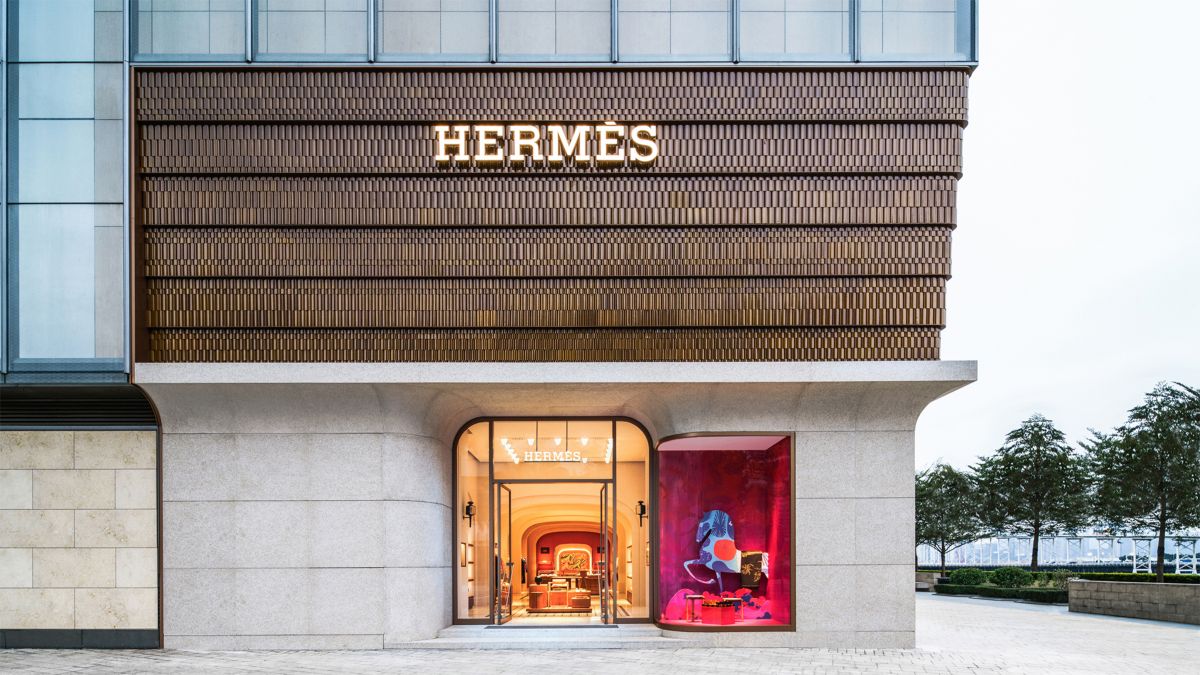 A harmonious new lake-side in Macau | Hermès Hong Kong SAR