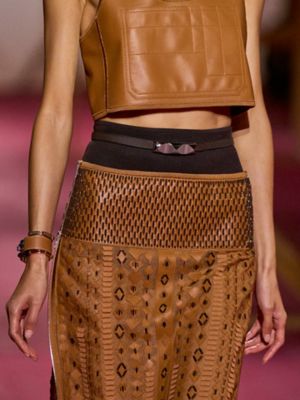 2025年春夏レディスコレクション ショー | Hermès - エルメス 2025年春夏レディスコレクション ショー | Hermès - エルメス