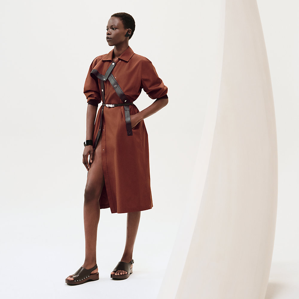 Asymmetrischer Mantel aus Ledermix | Hermès Österreich