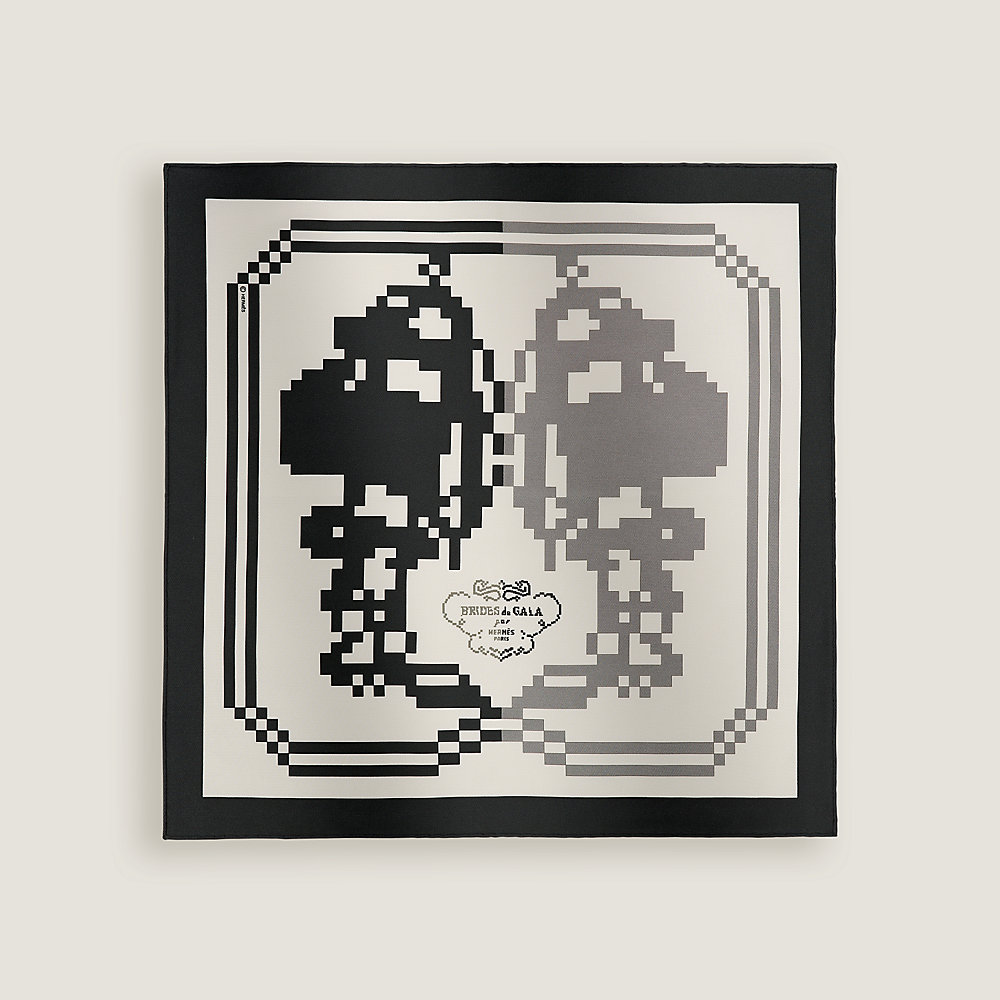 Brides de Gala Pixel pocket square 45 - White | Hermès UK