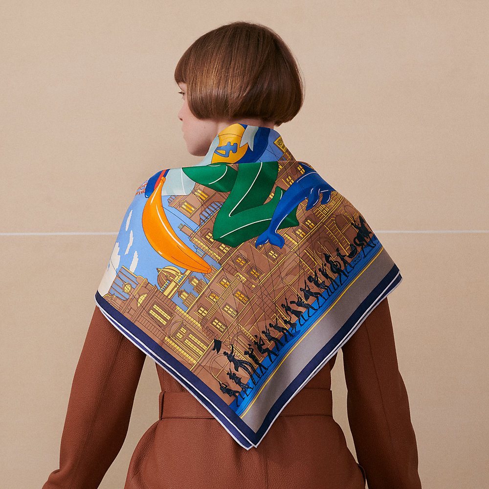 Carré 90 Hermès Parade | Hermès France