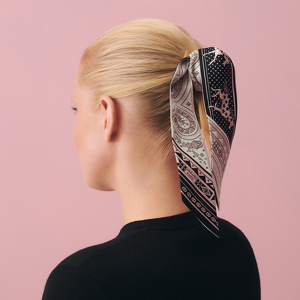 Cheval de Coeur Bandana Twilly | Hermès UK
