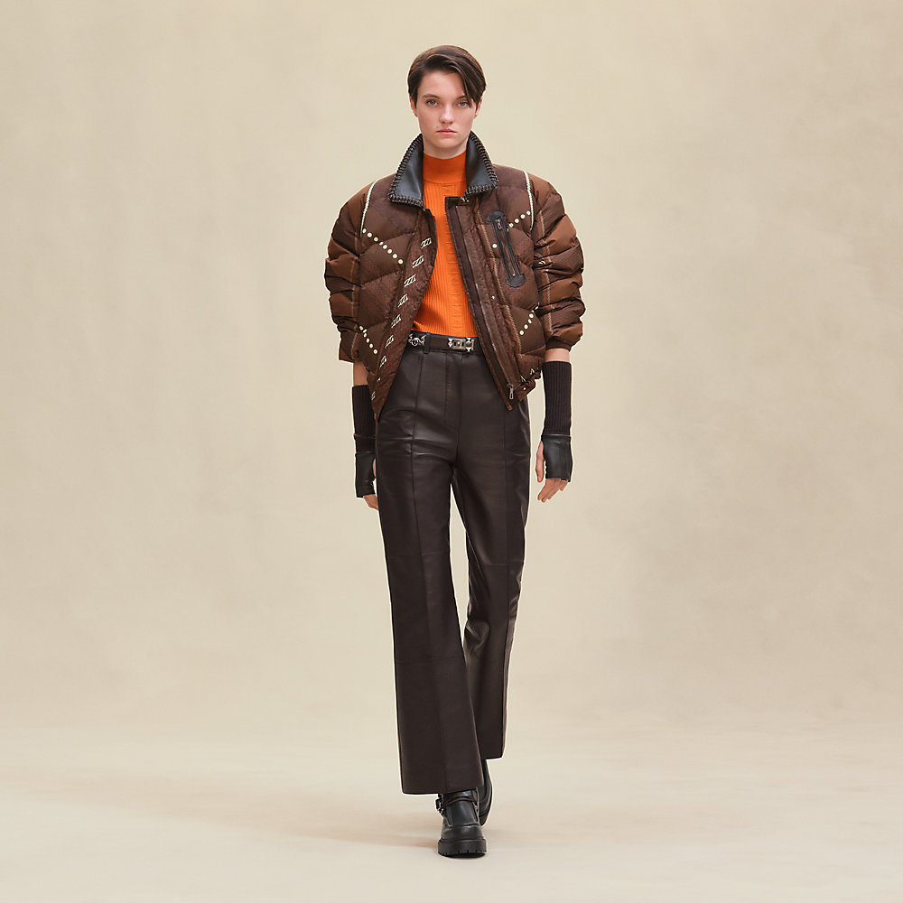 "Dressage Tressage" mixed leather short puffer coat - Brown | Hermès Canada