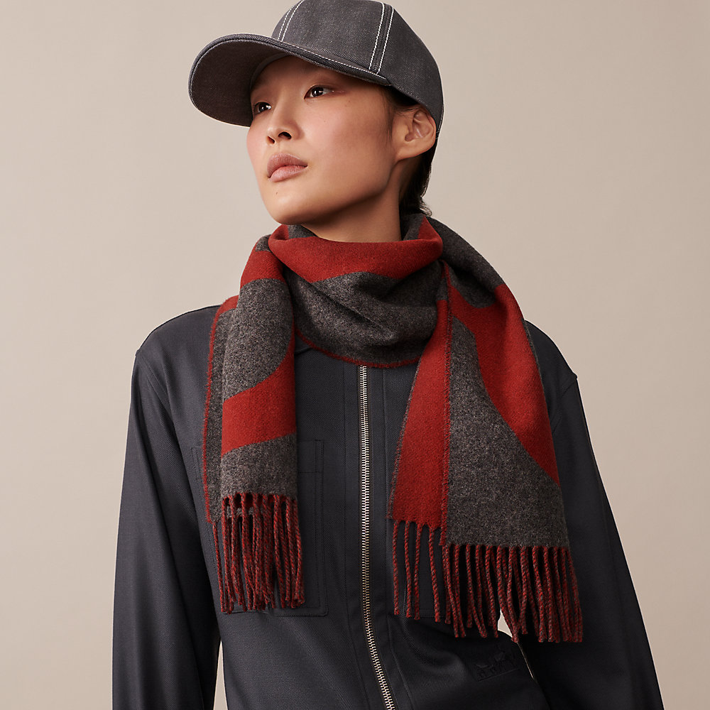 Echarpe Casaque Grand Mors | Hermès Canada