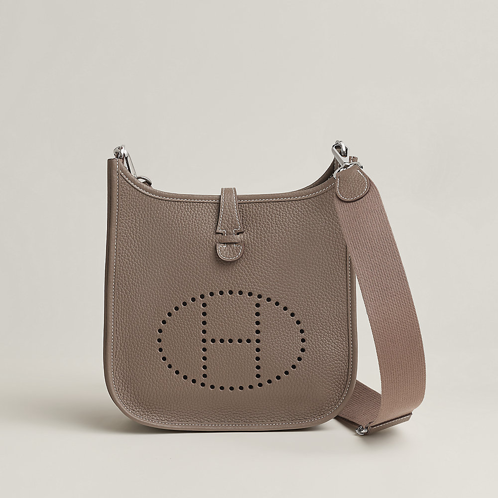 Evelyne 23 Poche III 백 - 블루 | Hermès - 에르메스 대한민국