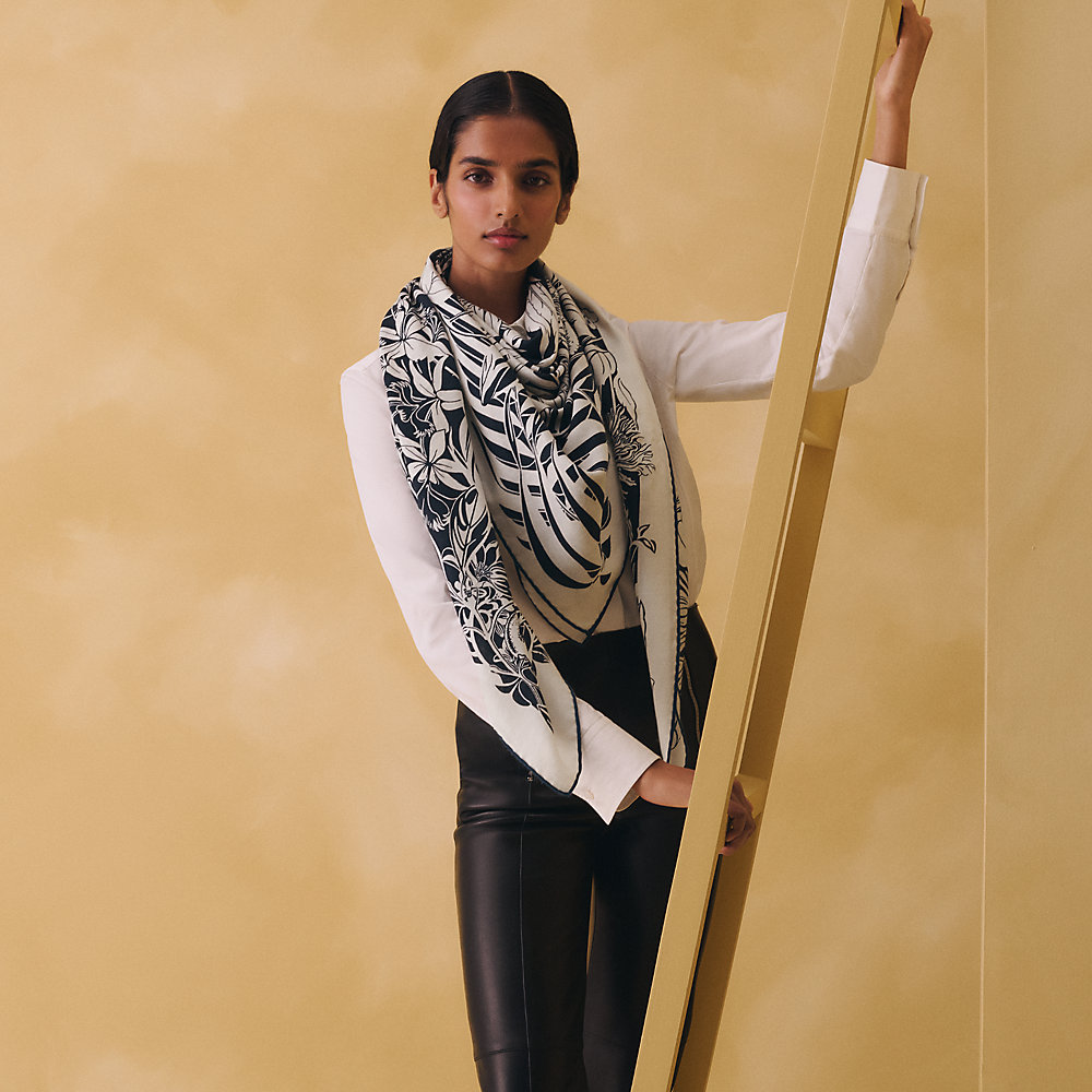 Flamingo Party Tattoo shawl 140 | Hermès USA