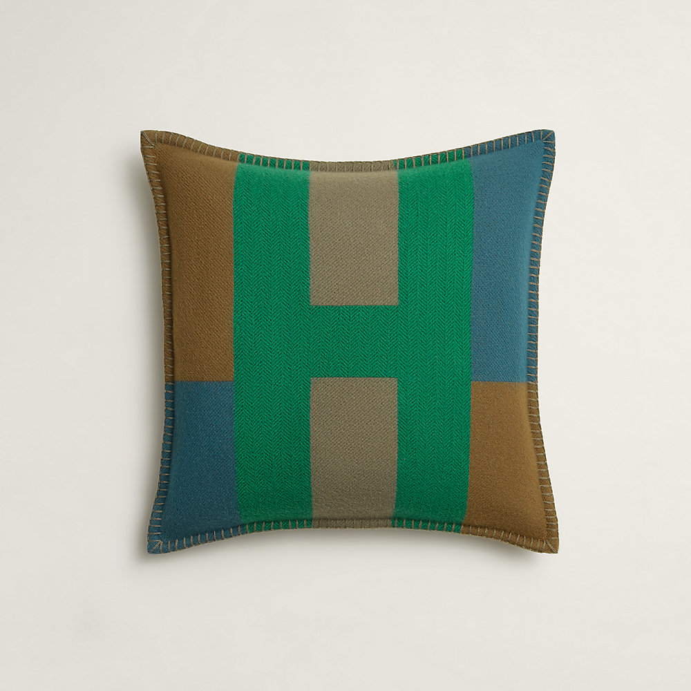 H Horizon pillow - Green | Hermès UAE