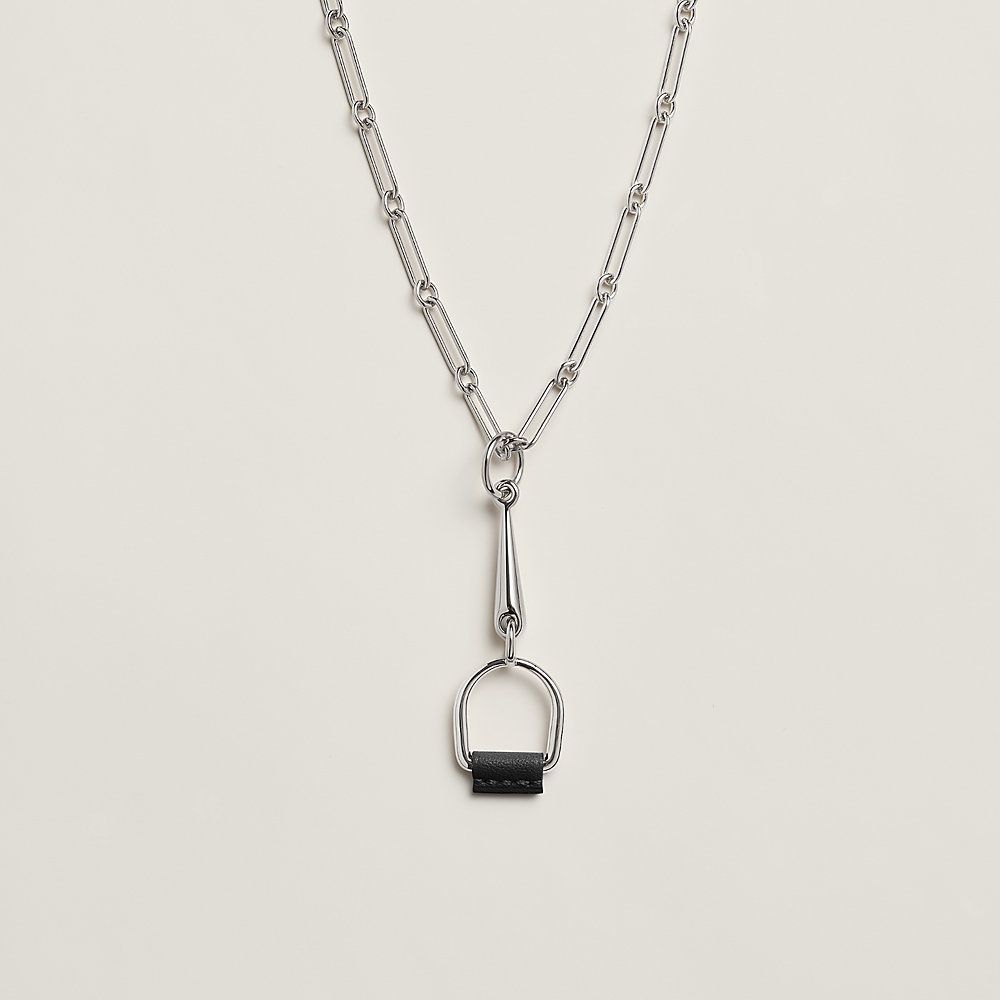 Heritage Equestre pendant, small model | Hermès Canada