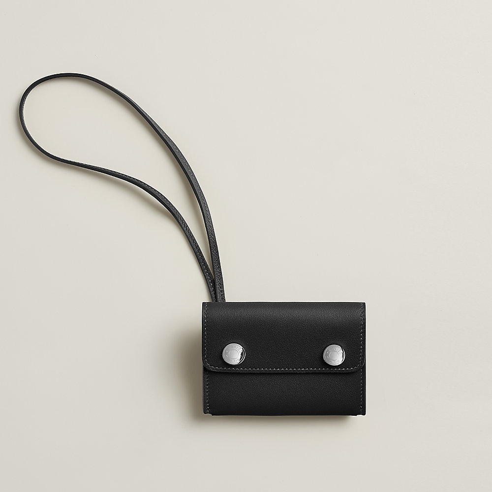Hermèsnap card holder - Black | Hermès UK