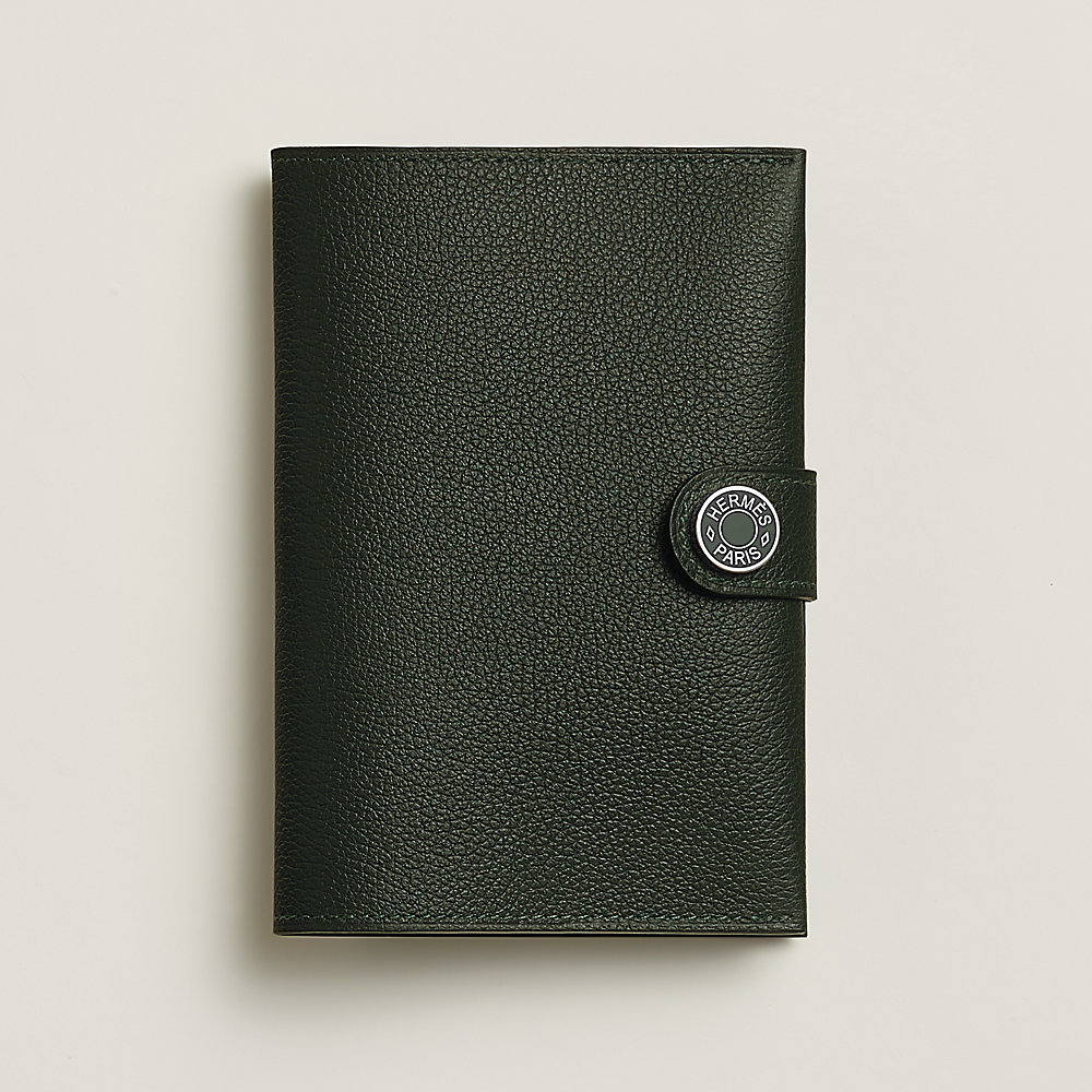 R.M.S passport holder - Green | Hermès UK