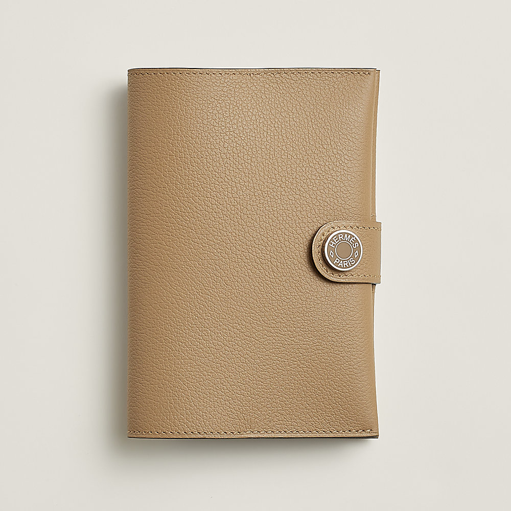 R.M.S passport holder - Beige | Hermès Thailand