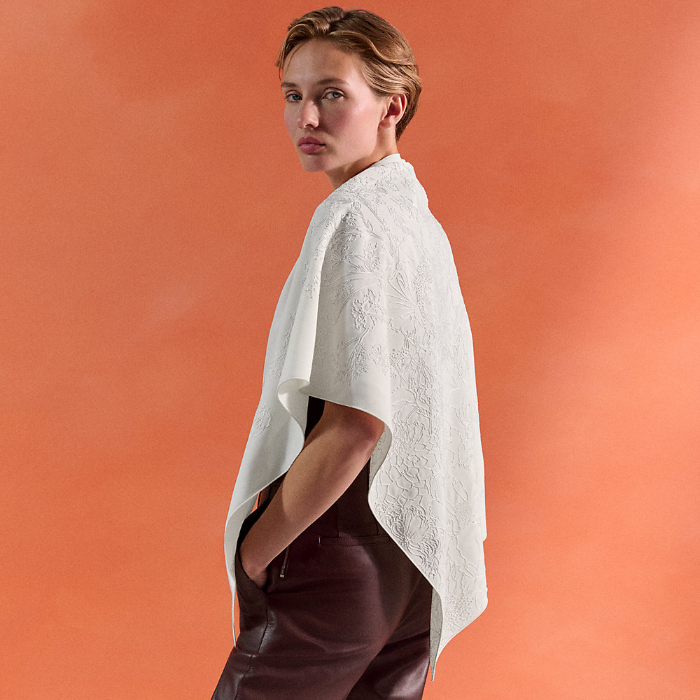 Robe Legere embroidered giant triangle - White | Hermès Hong Kong SAR