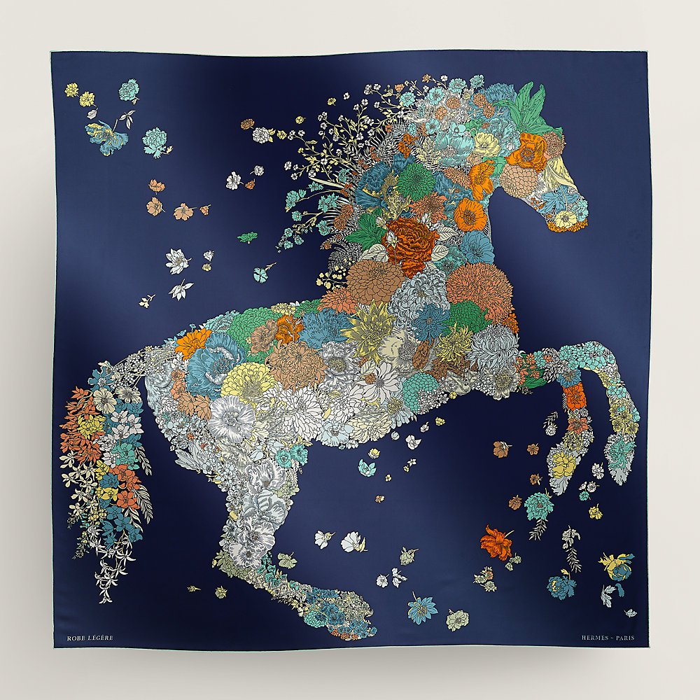 Robe Legere scarf 140 | Hermès Czech Republic