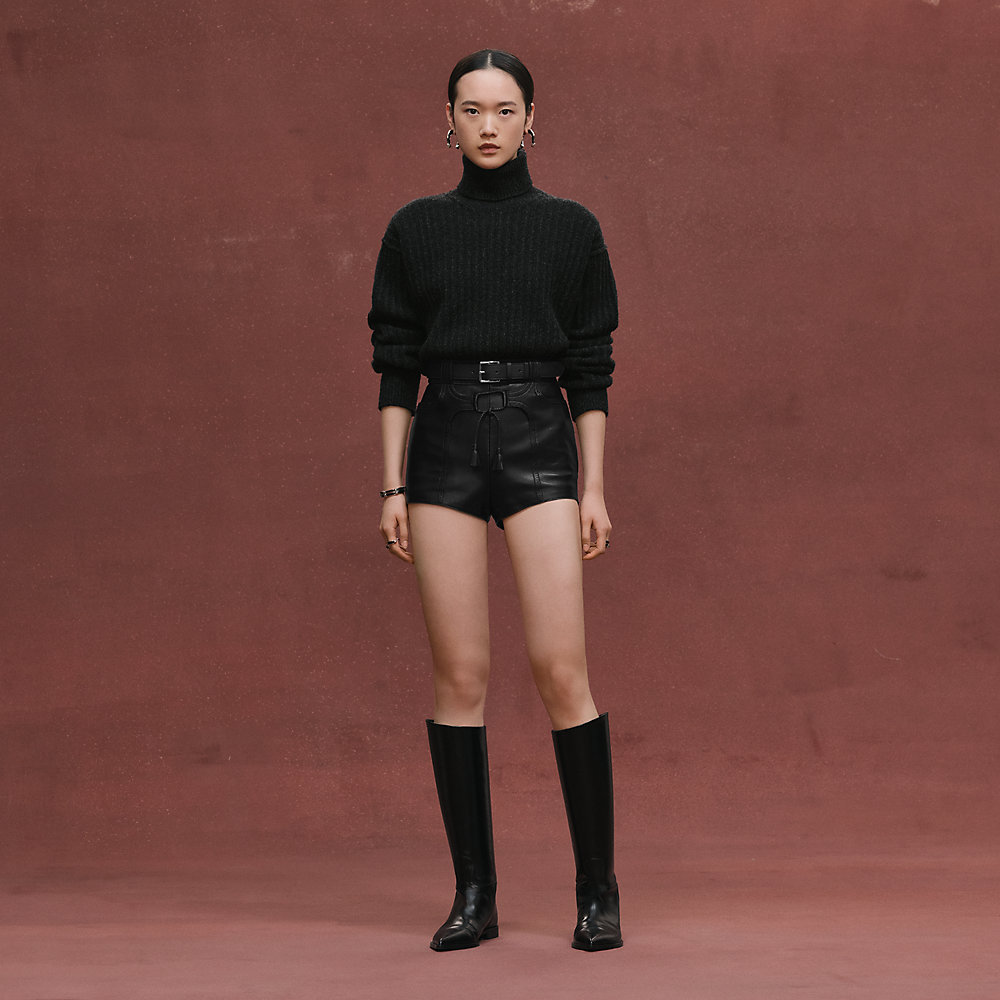 Shorts with perforated details - Black | Hermès UK