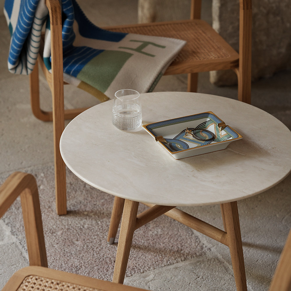 Table basse Satellite Les Nécessaires d'Hermès, petit modèle | Hermès ...