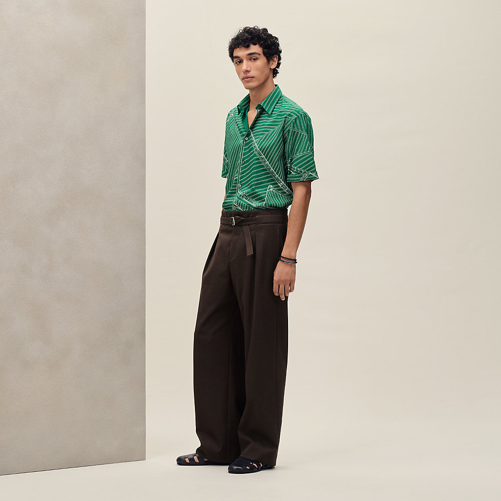 "Vent Portant Finesse" short-sleeve straight cut shirt | Hermès Canada